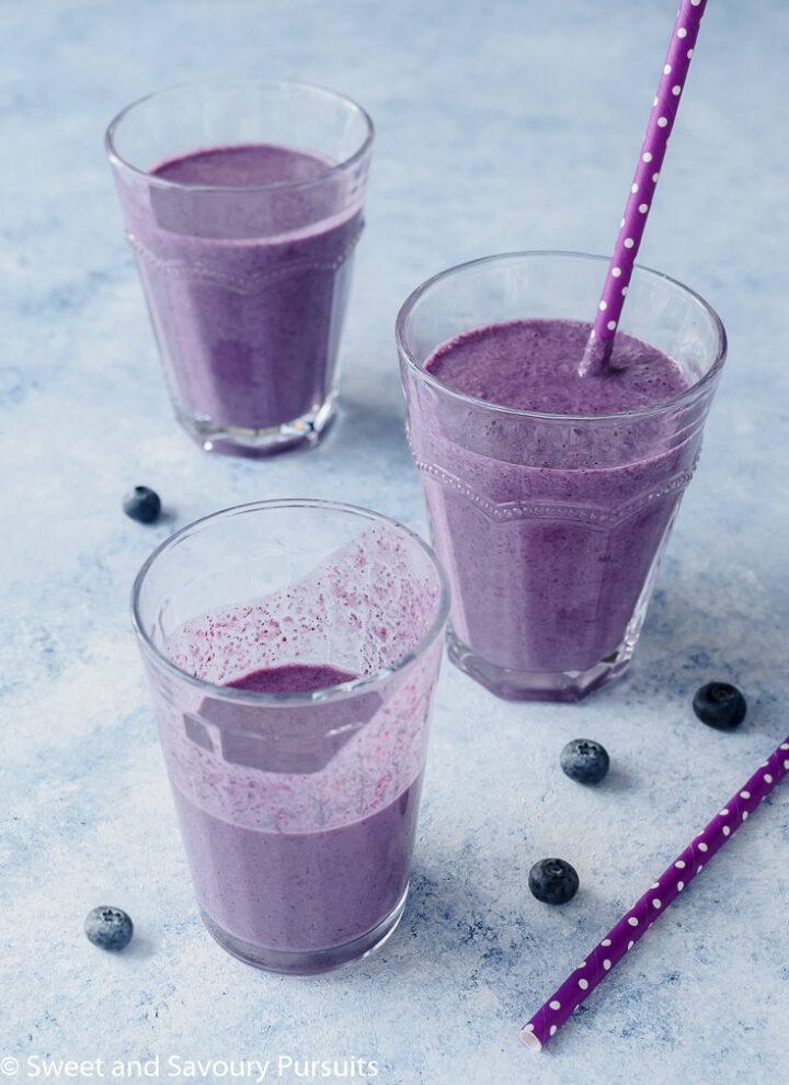 Blueberry Oatmeal Smoothie – Sweet and Savoury Pursuits
